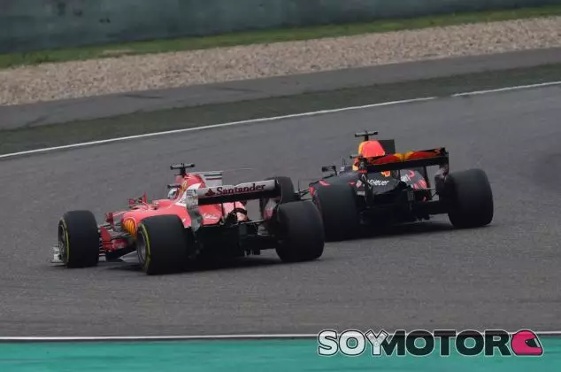 Ricciardo och Vettel arrangerade en stor duell - SoyMotor