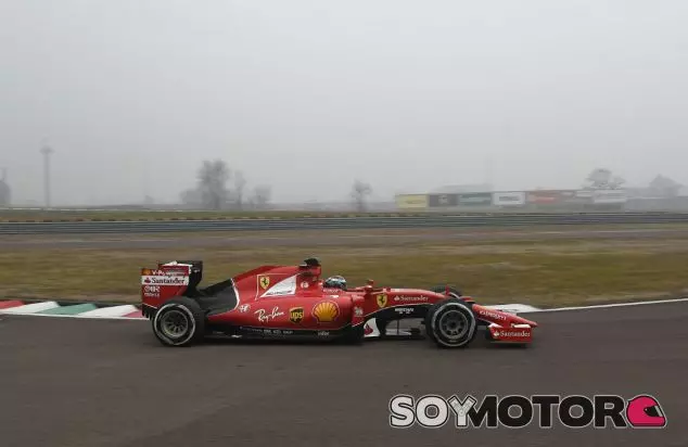 Antonio Giovinazzi Ferrari سان Fiorano - SoyMotor تي شروعات ڪري ٿو