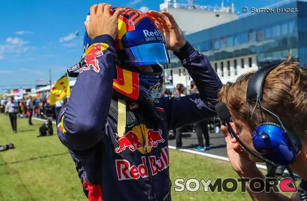 Sainz, txaus siab rau nws duel nrog Alonso: