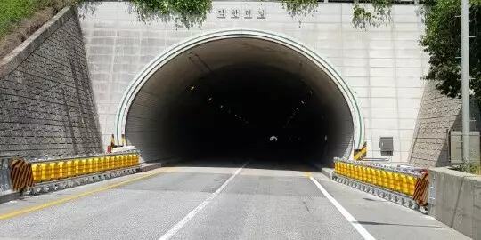 izamu_tunnel.jpg