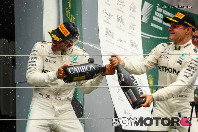 F1 Carbon Champagne компаниясымен демеушілік келісімге қол қойды