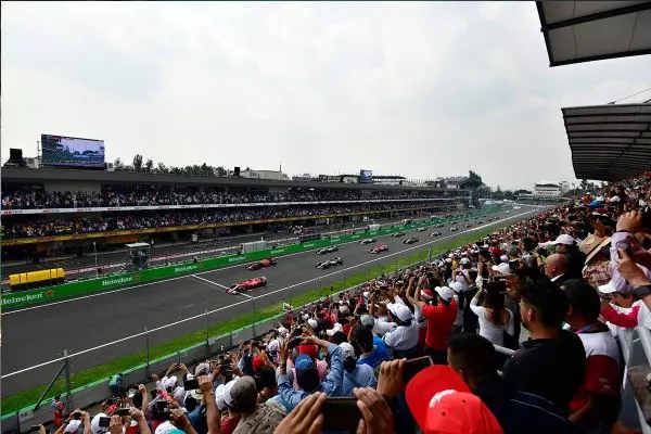 GP Mexico F1 2017: Saya melihat pemanduan legenda Lewis Hamilton 75627_14