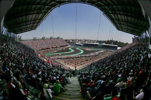 Mexican GP F1 2017: ຂ້າພະເຈົ້າໄດ້ເຫັນການຂັບລົດ Lewis Hamilton legendary 75627_8