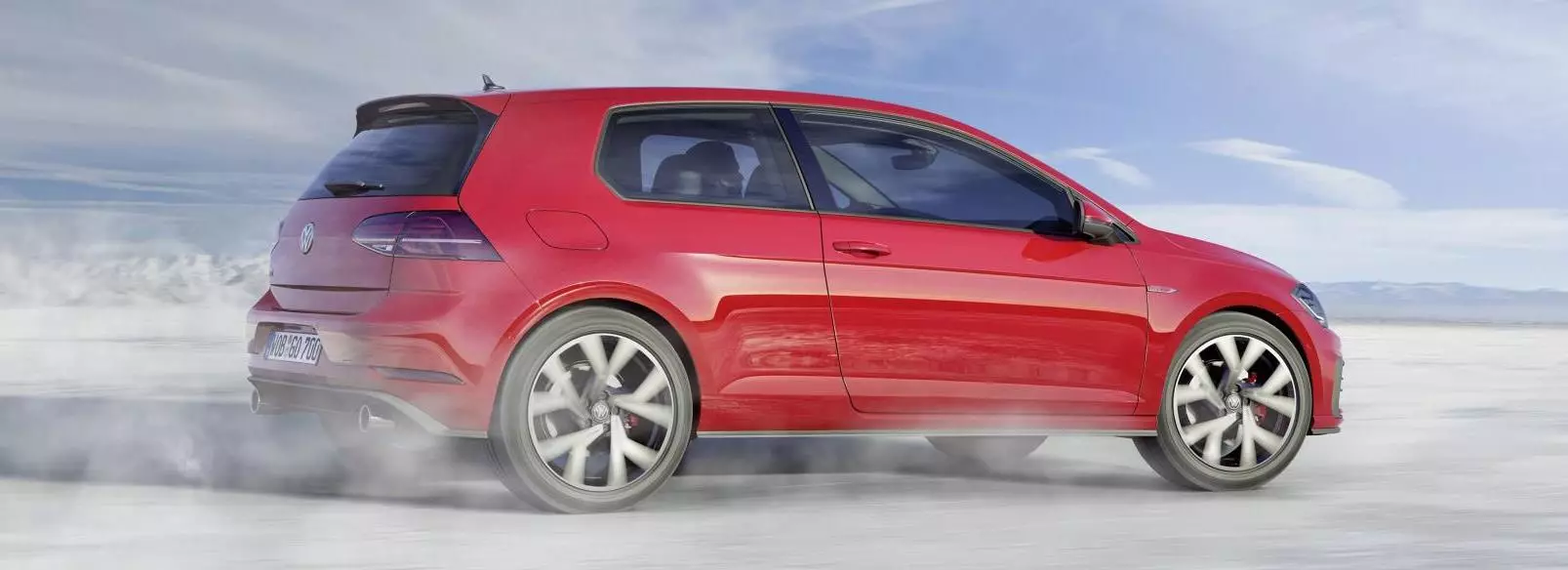 volkswagen_golf_gti_2017_side.jpg