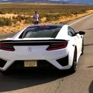 Acura NSX na Toleo la Lamborghini Aventador Pirelli ana kwa ana - SoyMotor