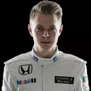 Kevin Magnussen voisi olla Manorin lähtökuljettaja - Laf1.es