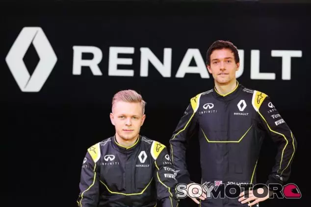 Abashoferi ba Renault ntabwo bizeye ejo hazaza habo - LaF1