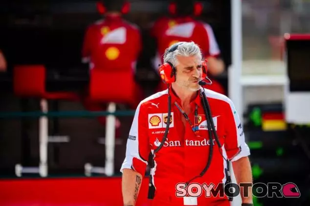 Arrivabene anoda kudzivirira kuenda kuhondo naPirelli pamusoro pekuputika kwaVettel - LaF1