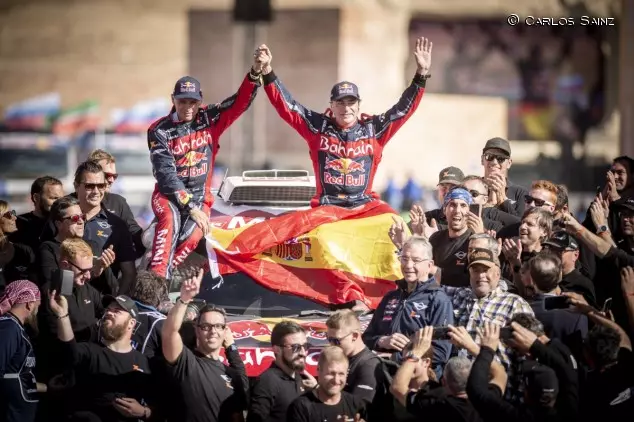 Carlos Sainz, vainqueur du Rallye Dakar 2020