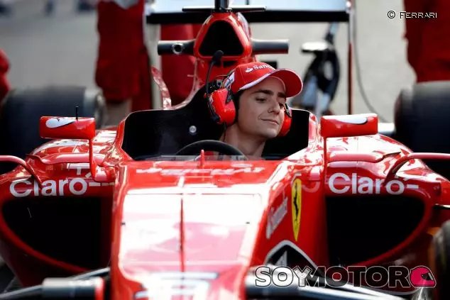 Gutiérrez aan het stuur van de Ferrari, waar hij in de toekomst zou willen zijn - LaF1