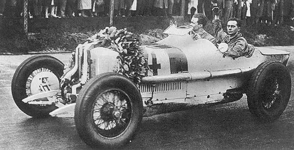 Rudolf Caracciola, người vĩ đại nhất trong số những người khổng lồ 81284_3