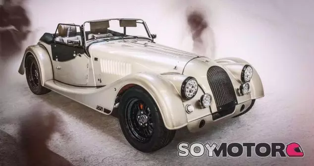 Morgan AR Plus 4, mahatchi 225 a retro flavor -SoyMotor