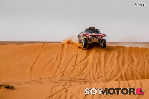 I-Dakar 2020, Isiteji sesi-7: I-Sainz ibusa ezindundumeni; ijubane elihle lika-Alonso