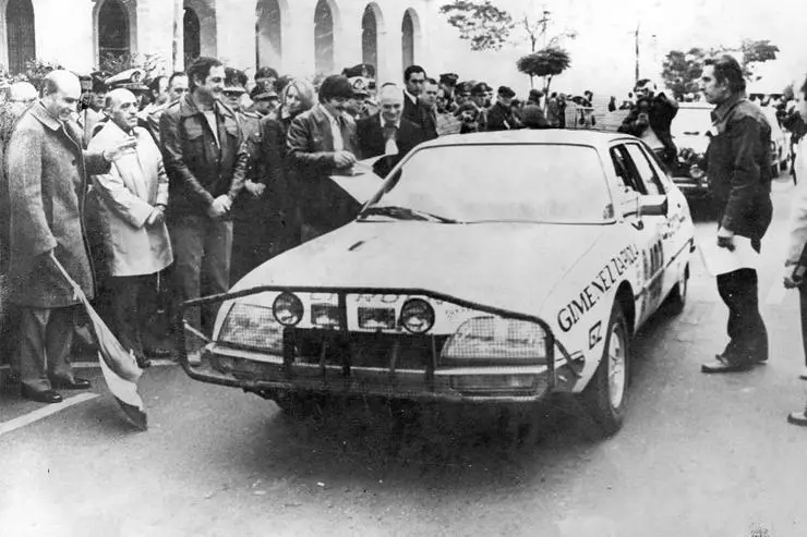 fangio_dando_exit-sudamerica-soymotor.jpg