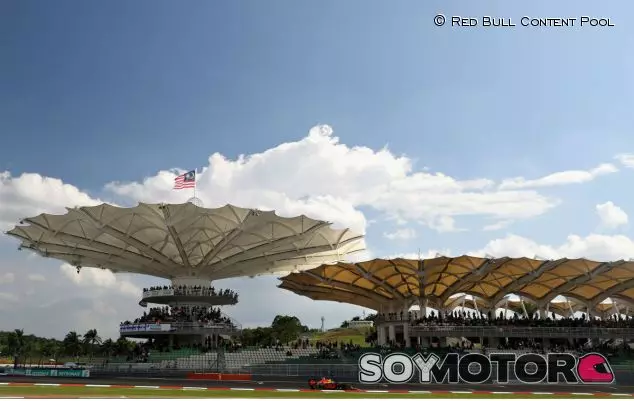 Sepang circuit during the race this season - LaF1