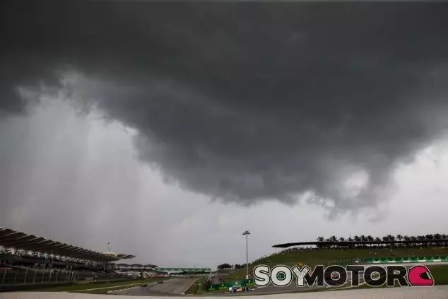 Воблакі і дождж, зноў галоўныя героі ў Малайзіі - LaF1