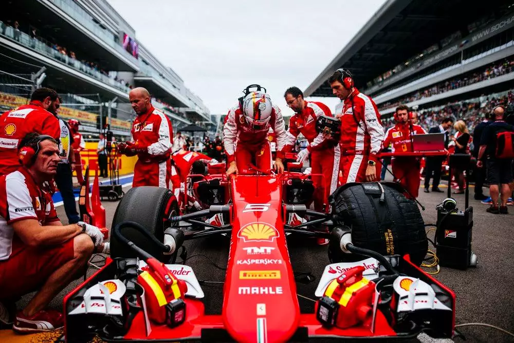 2016 preseason: Ferrari sy Vettel, hany safidy ho an'ny Mercedes 87829_4