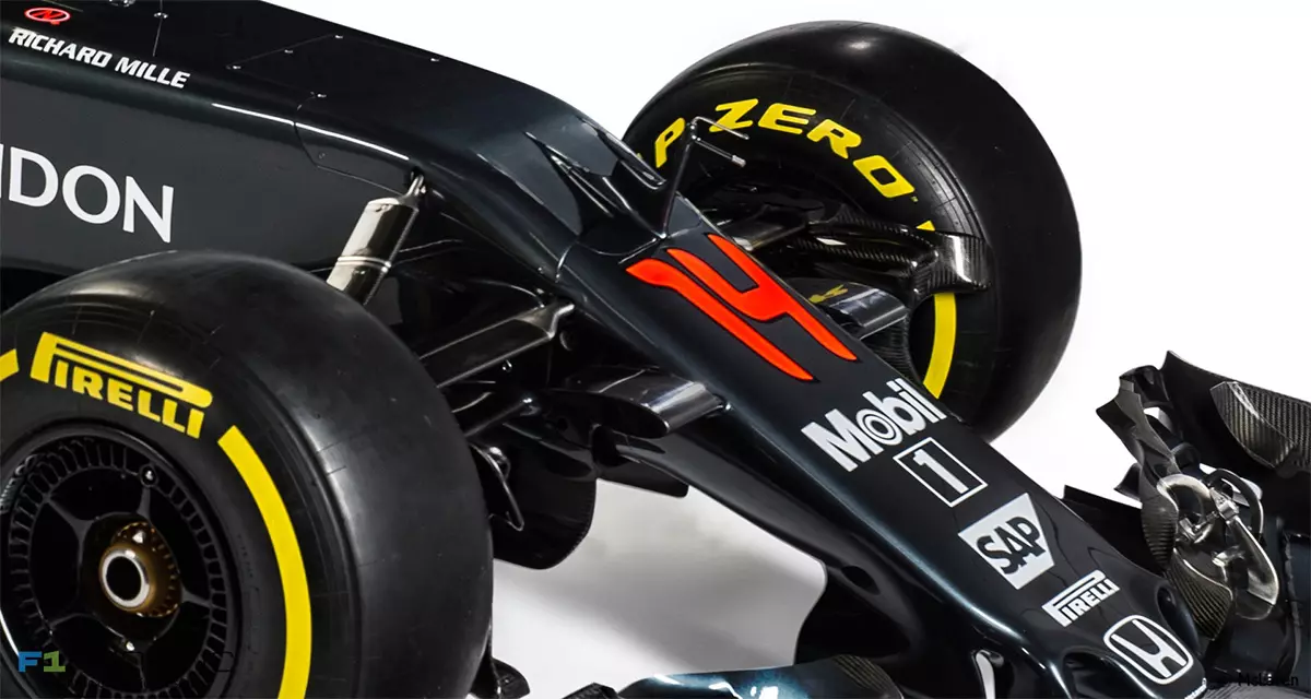 La fotoj de la McLaren MP4-31 estas filtritaj antaŭ ĝia prezento 88585_6