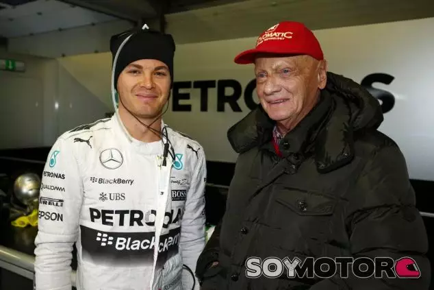 Rosberg we Lauda 2015-nji ýyl möwsüminde - SoyMotor