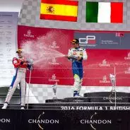 Ynghyd ag Antonio Fuoco a Charles Leclerc ar bodiwm Silverstone - LaF1