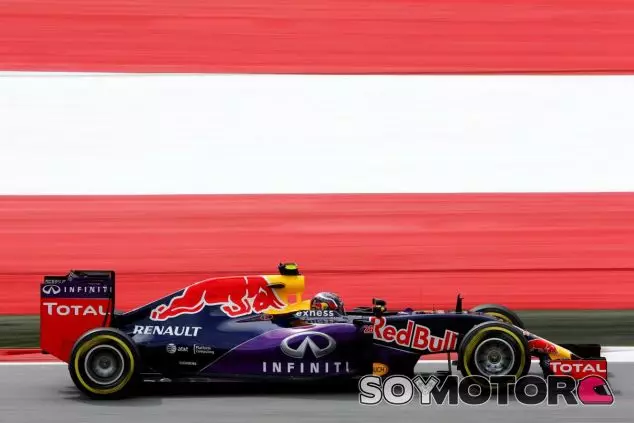 Daniil Kvyat, yıla 2015'in kapanış aşamaları kadar güçlü başlamayı umuyor - LaF1