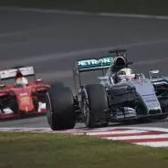 Ferrari ak Vettel te anvayi ane sa a lè Mercedes te echwe, èske yo pral ratrape an 2016? - LaF1