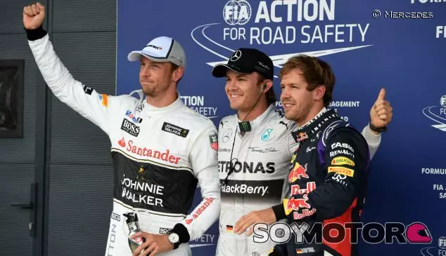 Rosberg taistelee sadetta vastaan paremmin kuin kukaan muu ja nappaa Vettelin 2. - LaF1.es