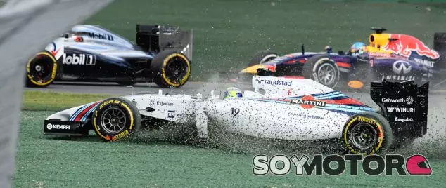 Momento do accidente de Felipe Massa - LaF1