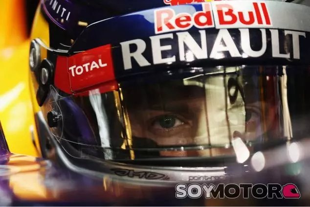 Sebastian Vettel ao amin'ny RB9 - LaF1