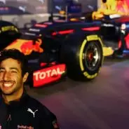 UDaniel Ricciardo uhlala enoncumo kumaphephandaba-LaF1