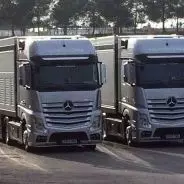 Camions McLaren, photographiés le 28 janvier - LaF1