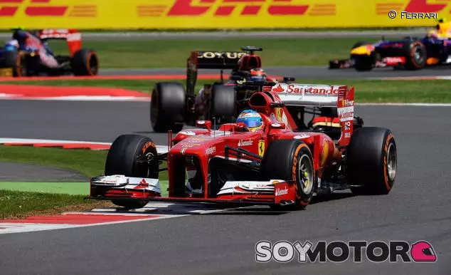 Fernando Alonso nalika GP Inggris