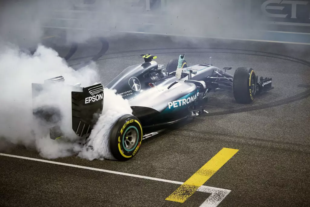Rosberg, Austin 2015'te Dünya Kupası'nı kazanmaya başladı