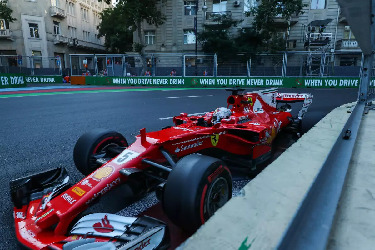 vettel-ferrar-baku-soymotor.jpg