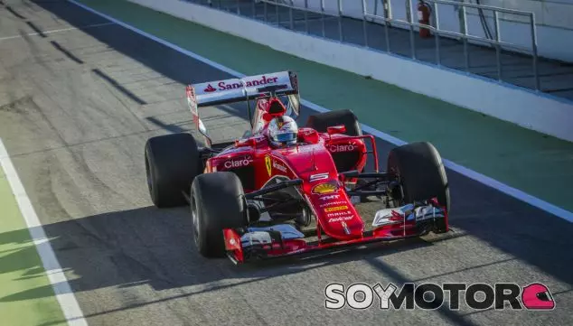 Vettel saat tes di Barcelona - SoyMotor