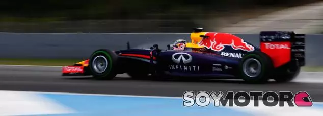 Christian Horner yizeye igishushanyo cya RB10