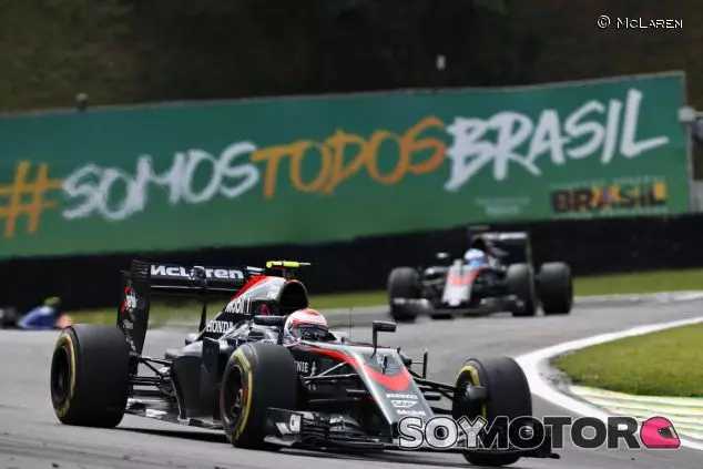 2015 parantos janten pothole ageung pikeun McLaren anu bakal sesah kaluar - LaF1