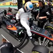 Fernando Alonso ar an eangach tosaigh sa Bhrasaíl - LaF1