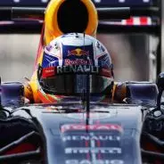 Daniel Ricciardo אין די RB10, בעשאַס די רגע באַהראַין פּראָבע - LaF1