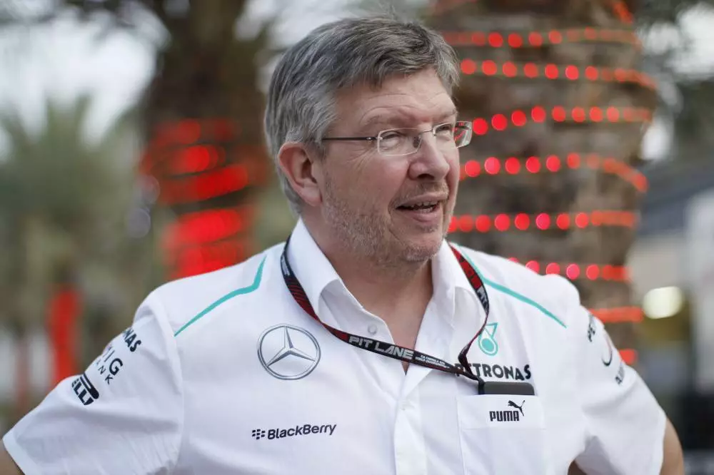 Ross Brawn ne pensas pri McLaren: