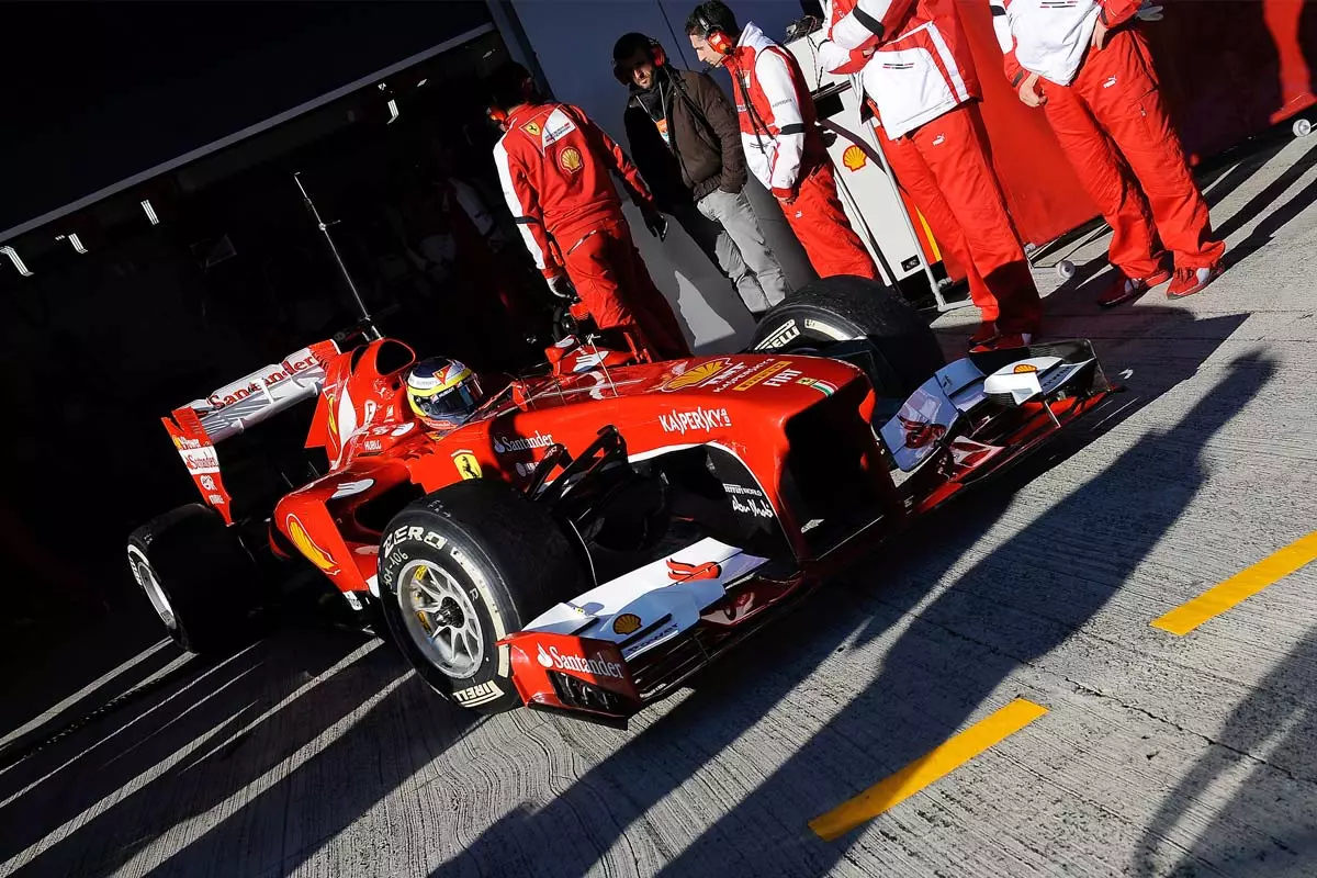 Pedro de la Rosa ga-esonye na ule ya na Ferrari na Magny-Cours