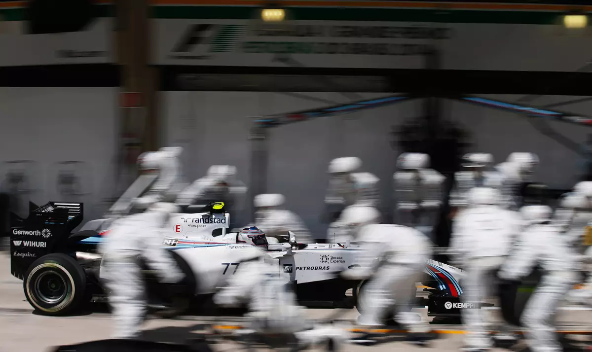 Frank en Claire Williams hebben Mercedes in het vizier