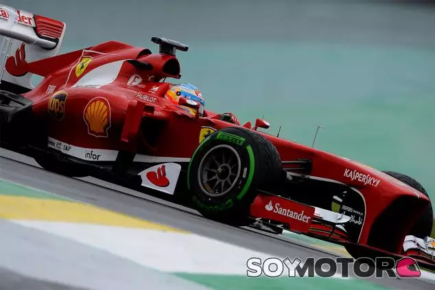 Fernando Alonso ĉe la lasta brazila Grandpremio - LaF1