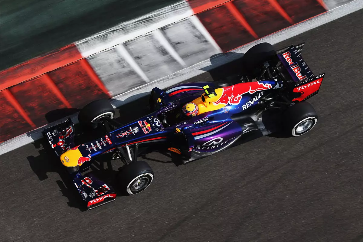 Red Bull ag Dochtúir Teaghlaigh 2013 Abu Dhabi F1: Dé Sathairn