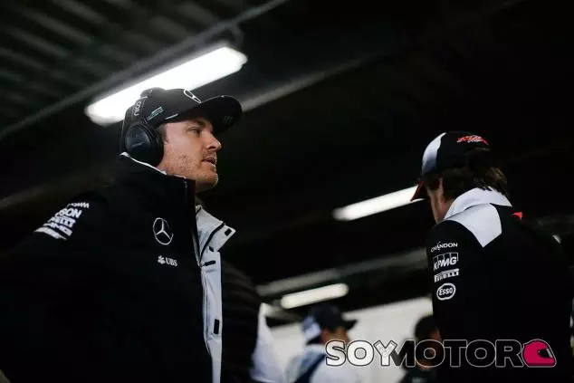 Nico Rosberg û Fernando Alonso li GP ya Brezîlyayê ya 2016 - SoyMotor