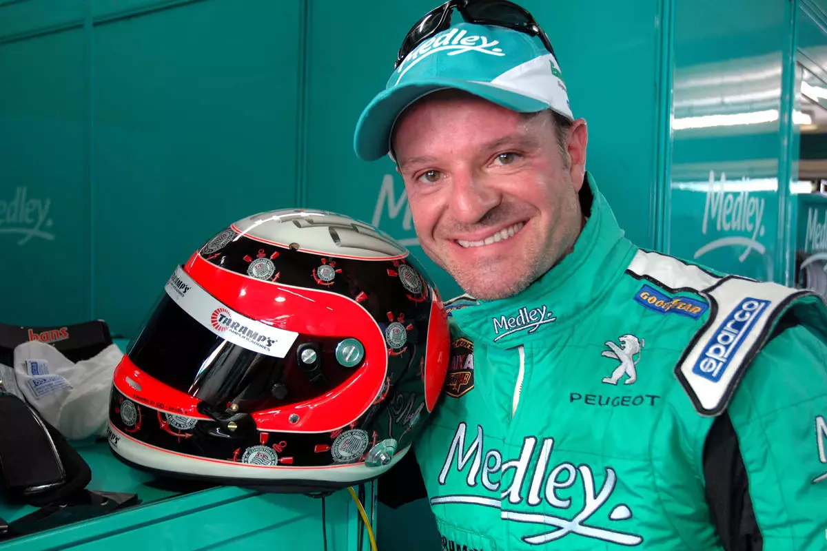 Barrichello phủ nhận tin đồn về việc anh sẽ trở lại F1 vào năm 2014