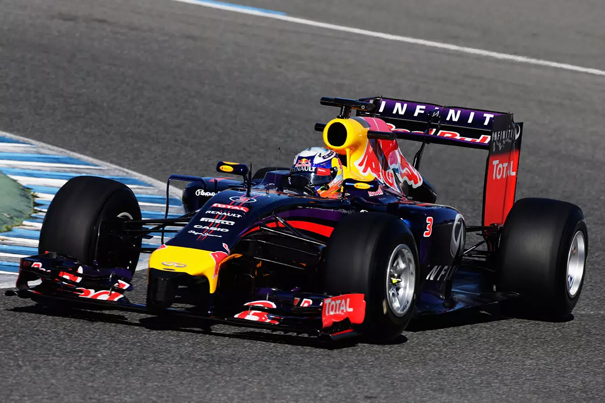 Ricciardo di RB10: