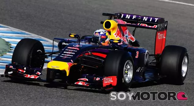 Daniel Ricciardo amb el Red Bull RB10