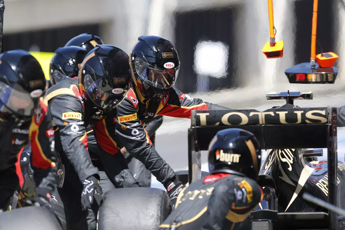 Lotus ที่ British GP F1 2013: ดูตัวอย่าง