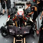 Romain Grosjean in the India box - LaF1